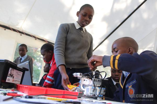 Pictures from a Schools Robotics festival held in Harare - Techzim
